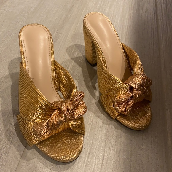 Shoes | Roast Gold Bow Heels | Poshmark